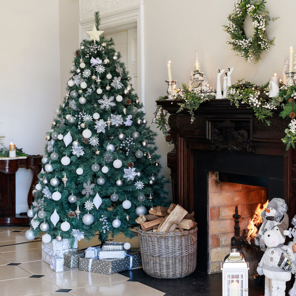 Real V Artificial Christmas Trees: Choose the Right One | Woodie's