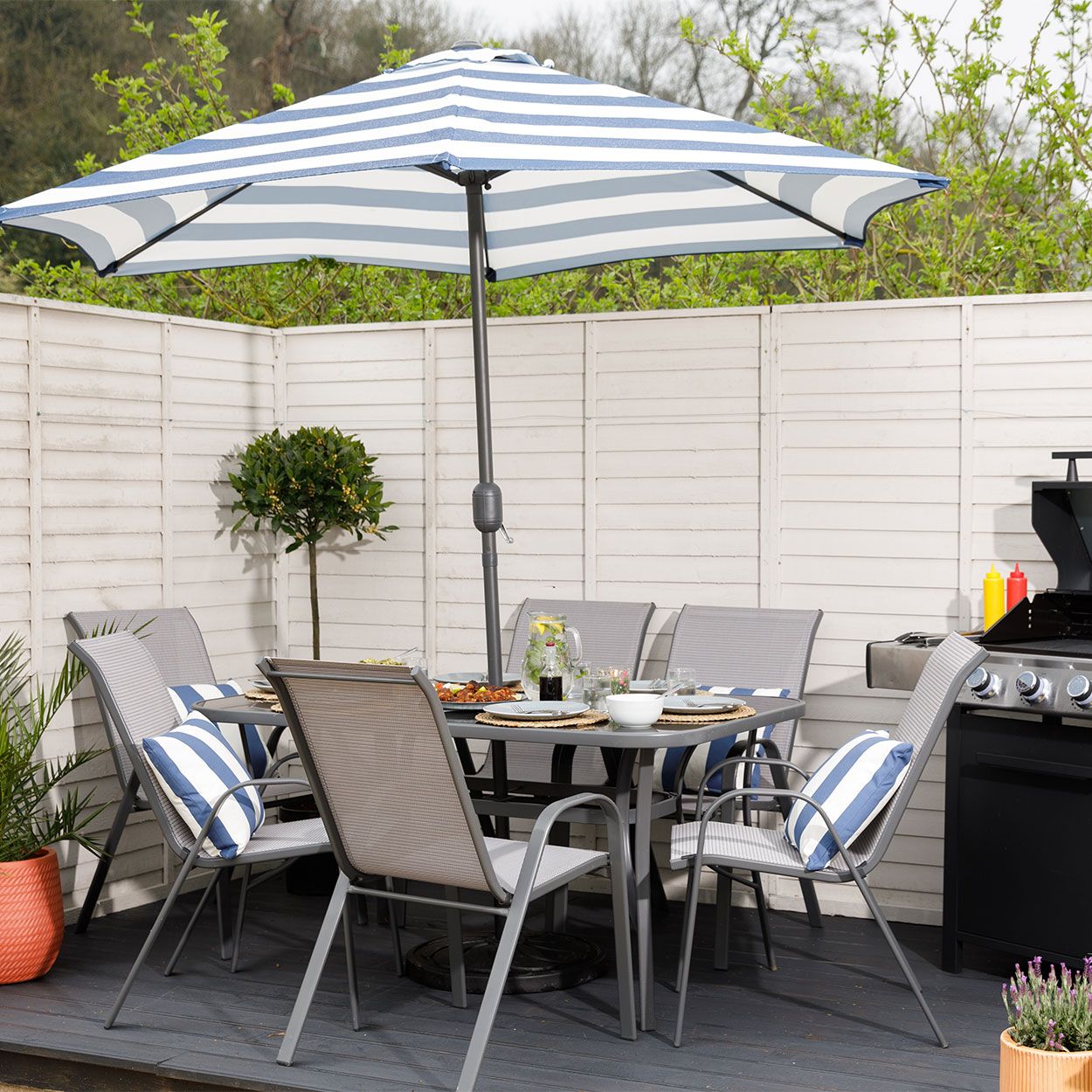 Seville 6 Seater Garden Set | Woodie's